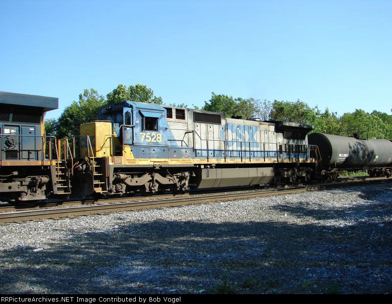 CSX 7528